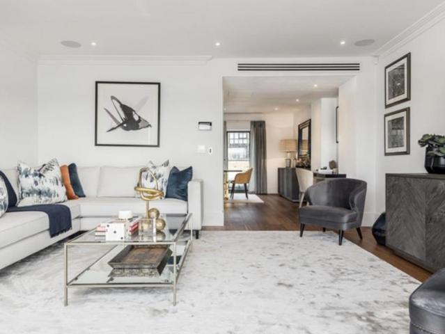 Oxbridge Terrace, London 3 bed townhouse to rent £12,177 pcm £2,810 pw