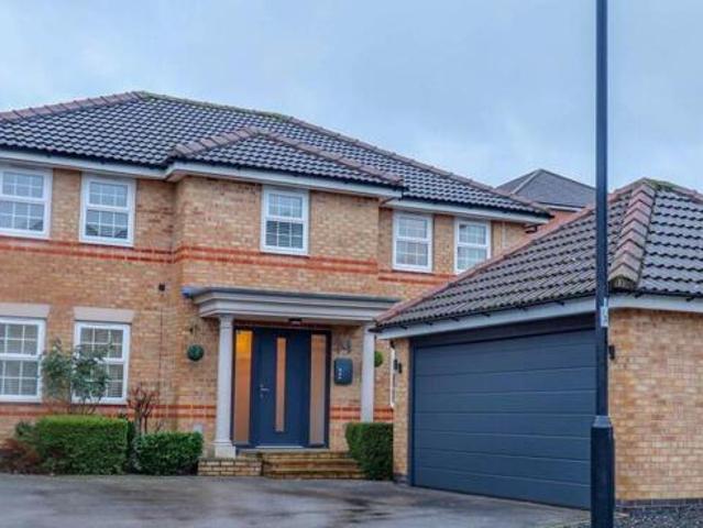 Oxclose Park Gardens, Halfway, 4 Bedroom Detached