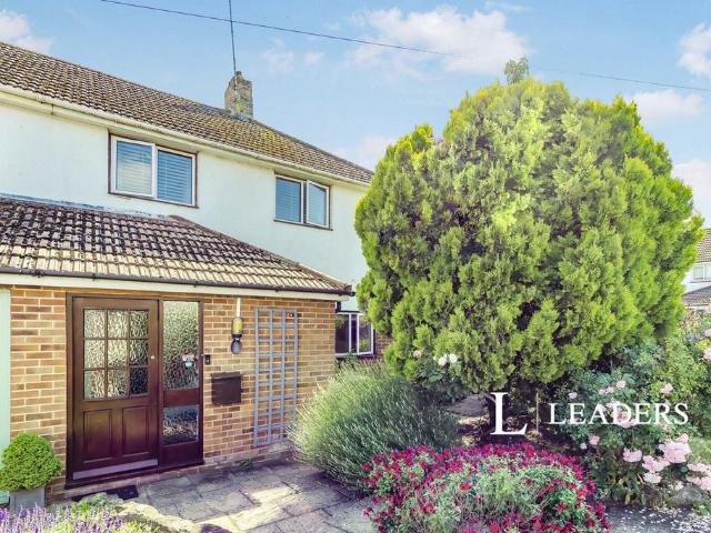 Oxenhill Road, Kemsing, TN15 3 bed house to rent £2,100 pcm £485 pw
