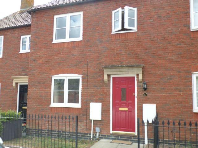 Oxfield Park Drive, Milton Keynes 3 bed terraced house to rent £1,595 pcm £368 pw