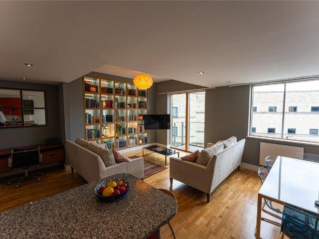 Oxford Castle, New Road, Oxford OX1, 2 bed flat to rent, £4,500 pcm | PrimeLocation