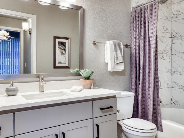 Oxford Apartments 3 Bedroom Apartment for Rent at 3777 E Mcdowell Rd, Phoenix, AZ 85008