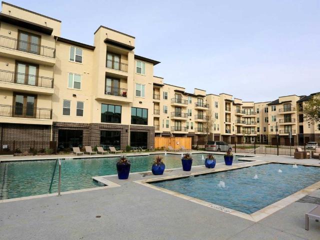 Oxford at Lake View 2 Bedroom Apartment for Rent at 3300 S Garrison Rd, Corinth, TX 76210