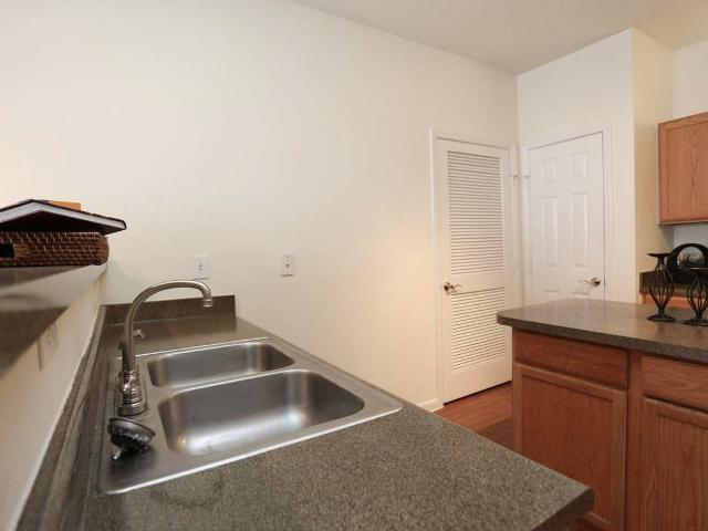 Oxford at Sonterra 3 Bedroom Apartment for Rent at 19950 Huebner Rd, San Antonio, TX 78258 Stone Oak