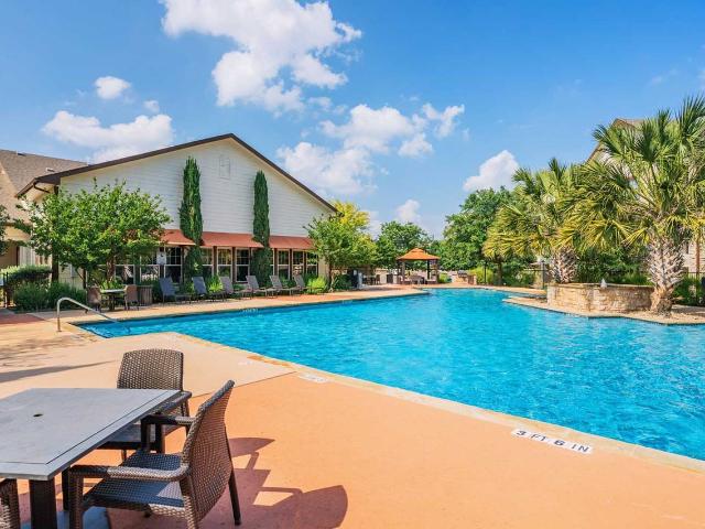 Oxford at Tech Ridge 2 Bedroom Apartment for Rent at 305 E Yager Ln, Austin, TX 78753