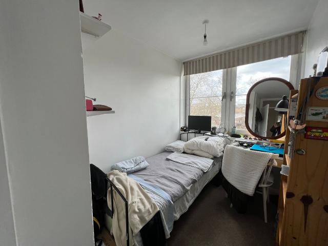 Oxford Gardens, North Kensington W10, Room to rent, £760 pcm | PrimeLocation