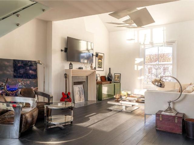Oxford Gardens, Notting Hill, London W10, 2 bed flat to rent, £9,750 pcm | PrimeLocation