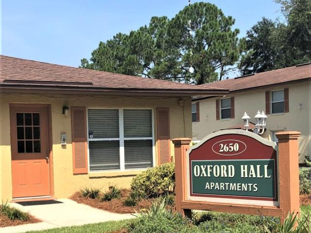 Oxford Hall Apartments