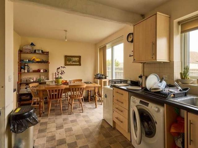 Oxford Hill, Witney, OX28