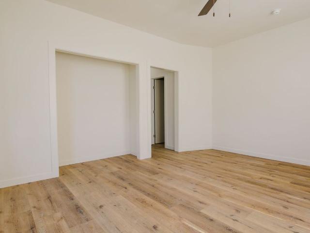 Oxford III Apartments | Fully Renovated Charming Apartments in Koreatown Studio Apartment for Rent at 960 S Oxford Ave, Los Angeles, CA 90006 Wilshire Center Koreatown