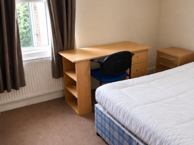 Oxford OX4, Room to rent, £800 pcm | PrimeLocation