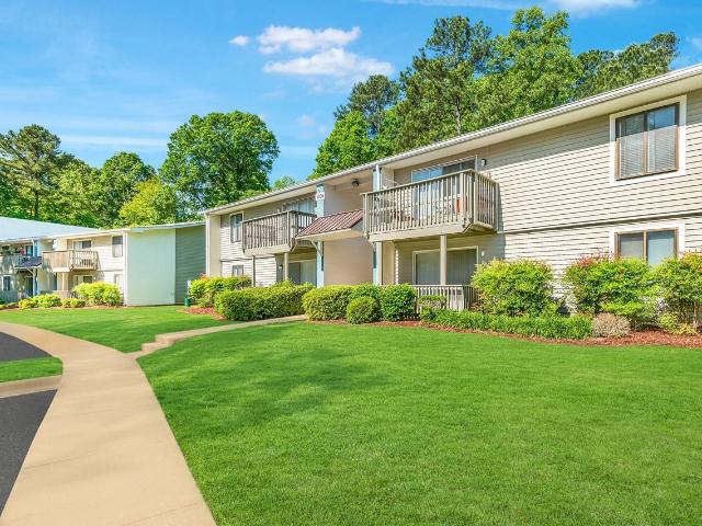Oxford Square Apartments 3 Bedroom Apartment for Rent at Village Greenway, Cary, NC 27511