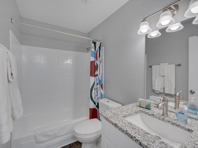 Oxford Square Apartments 3 Bedroom Apartment for Rent at Village Greenway, Cary, NC 27511