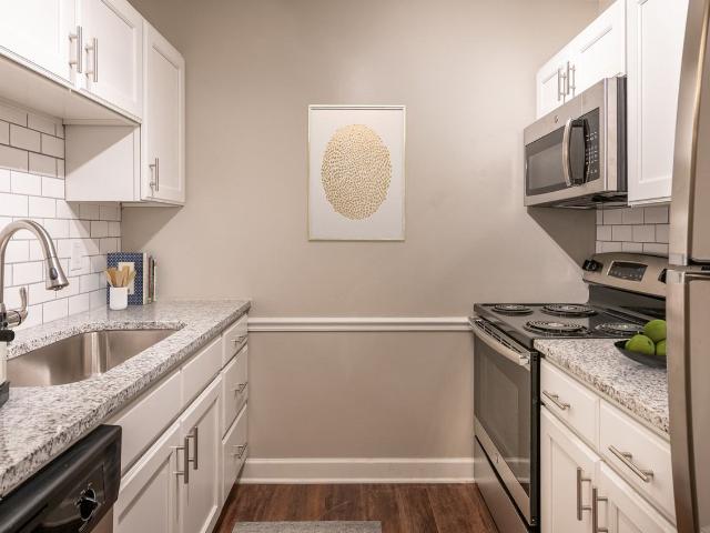 Oxford Square Apartments 3 Bedroom Apartment for Rent at Village Greenway, Cary, NC 27511