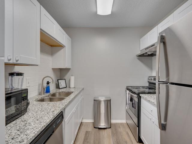 Oxford Square Apartments 1 Bedroom Apartment for Rent at Village Greenway, Cary, NC 27511