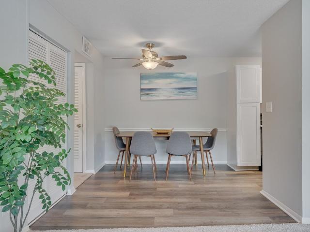 Oxford Square Apartments 2 Bedroom Apartment for Rent at Village Greenway, Cary, NC 27511