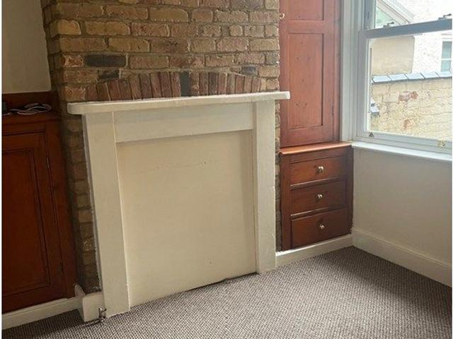 Oxford St, Rugby CV21, 2 bed terraced house to rent, £975 pcm | PrimeLocation