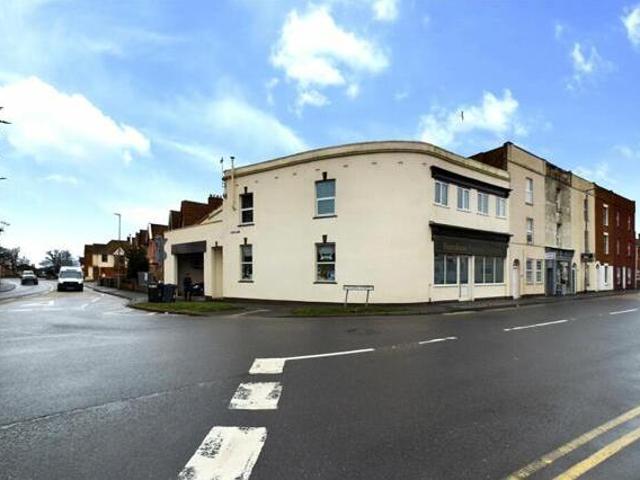 Oxford Street, Burnham on sea, End Of Terrace