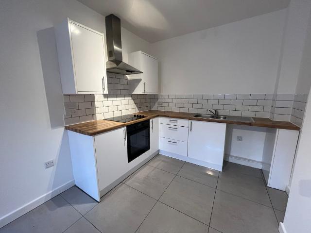 Oxford Street, Kidderminster DY10, Studio to rent, £600 pcm | PrimeLocation