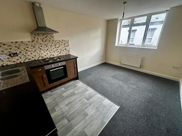 Oxford Street, Ripley DE5, 1 bed flat to rent, £595 pcm | PrimeLocation