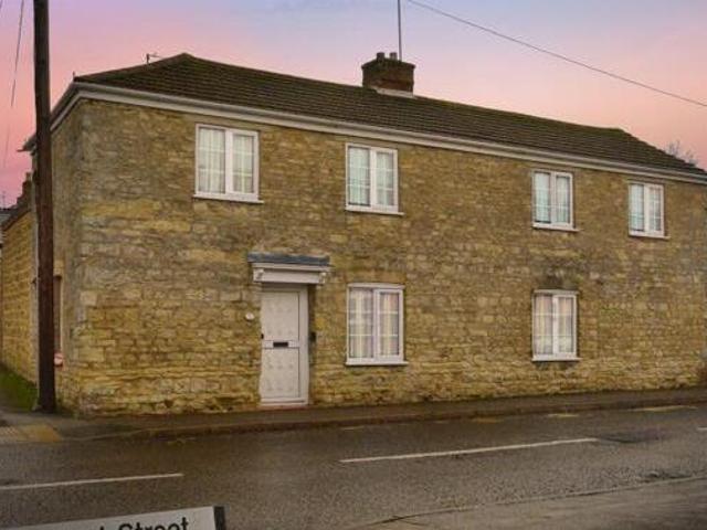 Oxford Street, Stony Stratford, 3 Bedroom Detached