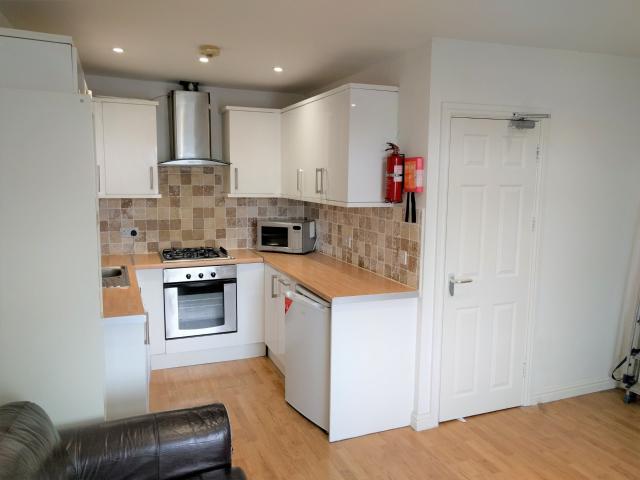 Oxford Street, Sandfields, Swansea SA1 3HT StudentDigz Ltd