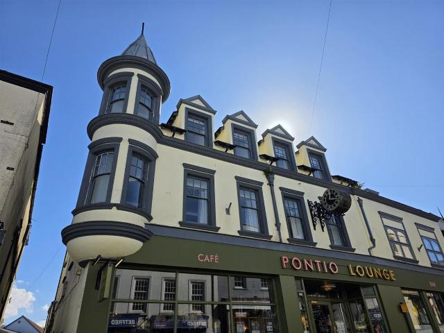 Oxford Street, 9 11 High Street, Chepstow NP16, 1 bed flat to rent, £975 pcm | PrimeLocation