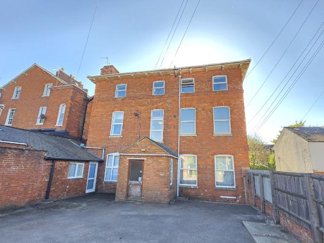 Oxford Road, Banbury OX16, Studio to rent, £600 pcm | PrimeLocation