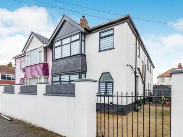 Oxford Road, Cleveleys, 4 Bedroom Semi detached