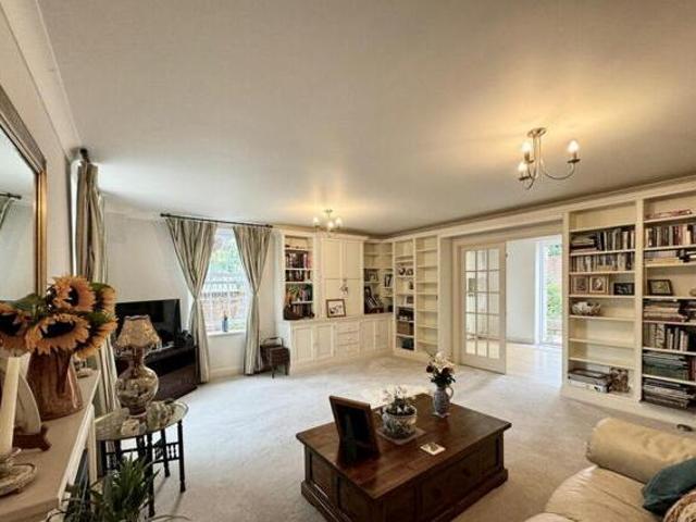 Oxford Road, Donnington Elms, Donnington, 3 Bedroom Ground