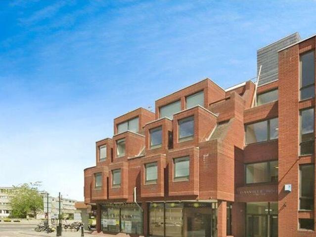 Oxford Road East, Darville House, Windsor, 1 Bedroom Apartment