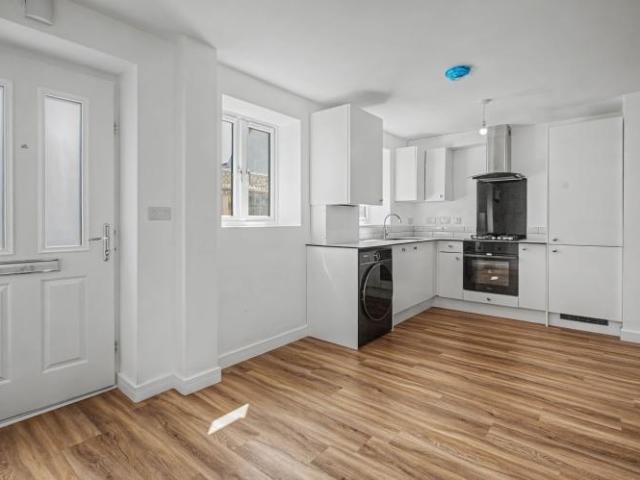 Oxford Road, Kidlington 1 bed apartment to rent £1,450 pcm £335 pw
