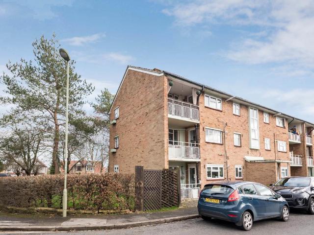 Oxford Road, Littlemore, Oxford OX4, 2 bed flat to rent, £1,600 pcm | PrimeLocation