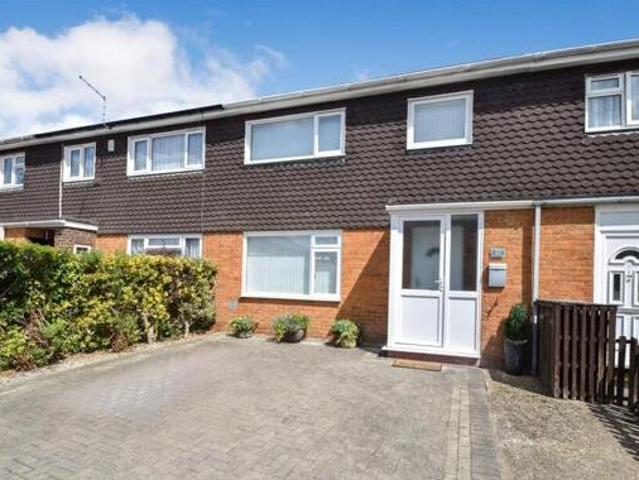 Oxford Road, Owlsmoor, 3 Bedroom Terraced