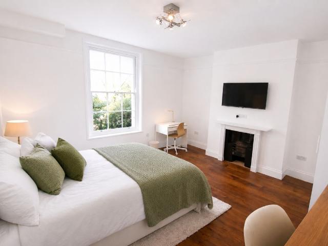 Oxford Road, Reading, Berkshire RG1, Room to rent, £695 pcm | PrimeLocation