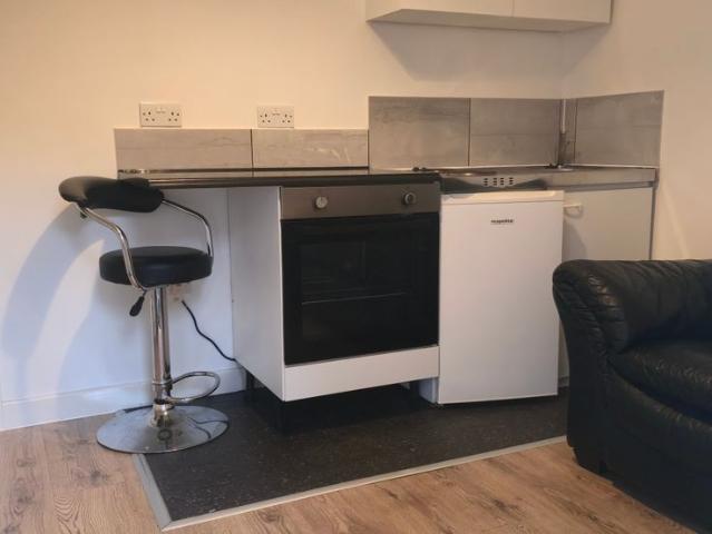 Oxford Road, Reading RG30, 1 bed flat to rent, £850 pcm | PrimeLocation