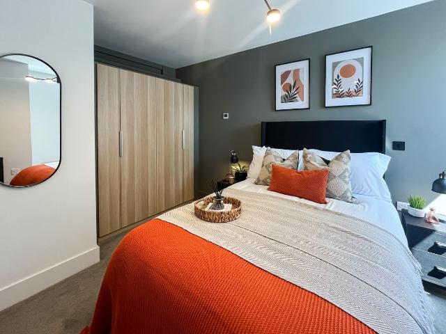 Oxford Road, Reading RG30, Room to rent, £1,000 pcm | PrimeLocation