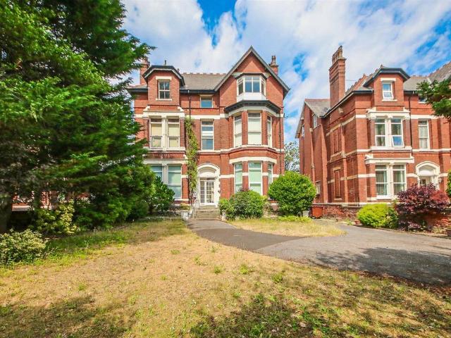 Oxford Road, Southport PR8 3 bed apartment to rent £1,700 pcm £392 pw