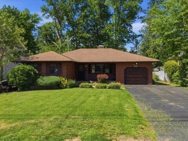Oxford Rd, Edison, Home For Sale