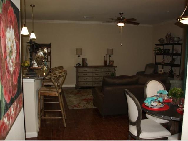 OxfordCC 2 Bedroom Apartment for Rent at 2200 West Baker Road, Baytown, TX 77521