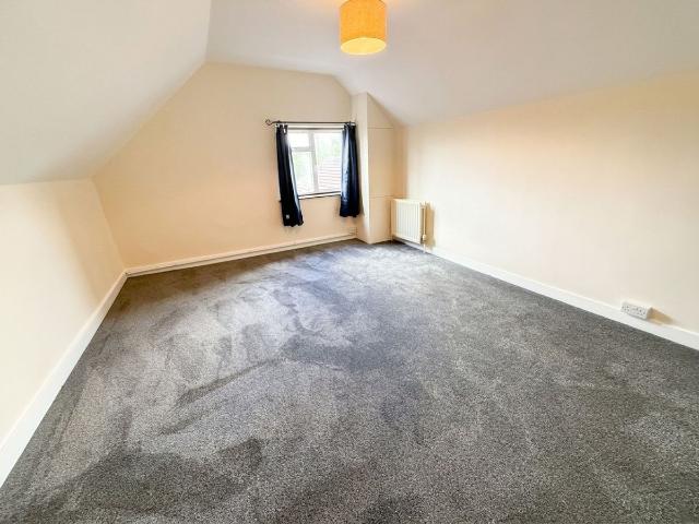 Oxhey Road, Watford WD19, 1 bed flat to rent, £1,150 pcm | PrimeLocation