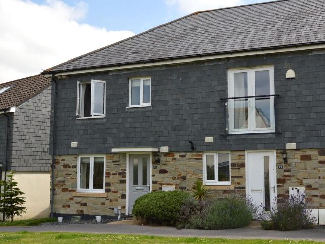 Oxley Vale, Newquay TR7, 3 bed property to rent, £1,400 pcm | PrimeLocation