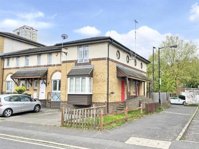 Oxley Close, London, SE1 1 bed end of terrace house to rent £1,668 pcm £385 pw