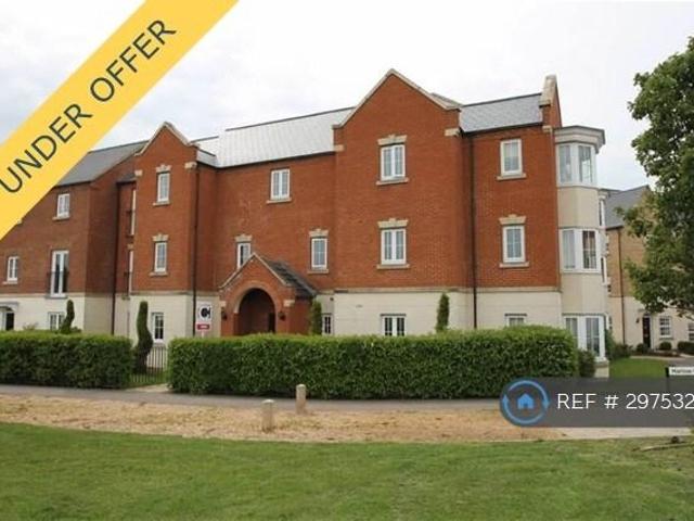 Oxley Park, Milton Keynes, MK4 2 bed flat to rent £1,275 pcm £294 pw