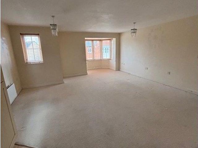 Oxley Park, Milton Keynes MK4, 2 bed flat to rent, £1,275 pcm | PrimeLocation