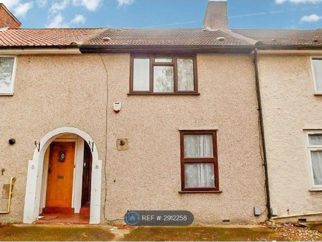 Oxlow Lane, Dagenham RM9, 3 bed terraced house to rent, £2,100 pcm | PrimeLocation