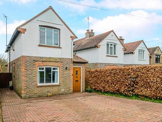 Oxted Green, Milford, 3 Bedroom Detached