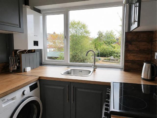 Oxtoby Way, London, SW16 2 bed maisonette to rent £2,000 pcm £462 pw