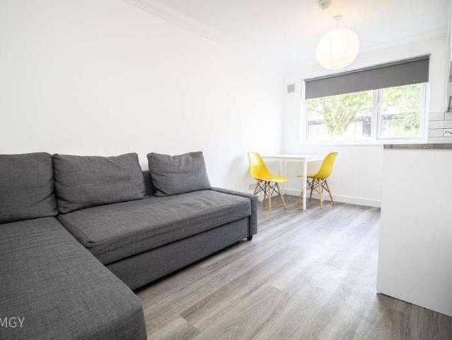 Oxwich Close, Cardiff, CF5