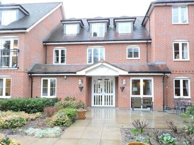 Oyster Lane, Byfleet, 1 Bedroom Retirement
